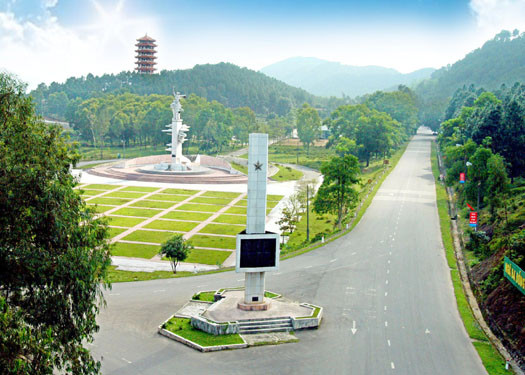 74 năm Ngày Thương binh-Liệt sỹ: Tôn tạo Khu di tích Ngã ba Đồng Lộc | Báo ảnh Dân tộc và Miền núi